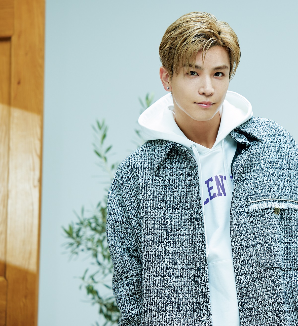 岩田剛典、三代目JSBは「エモい魅力があるグループだと思うんです (笑) 」 | ananニュース – マガジンハウス