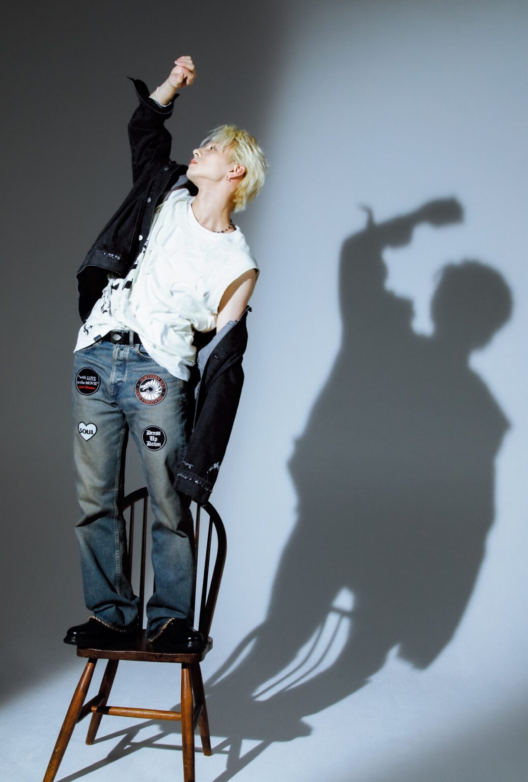 INI・西洸人「立ち姿だけで圧倒できることが“究極”のダンスだと思います」 | ananニュース – マガジンハウス