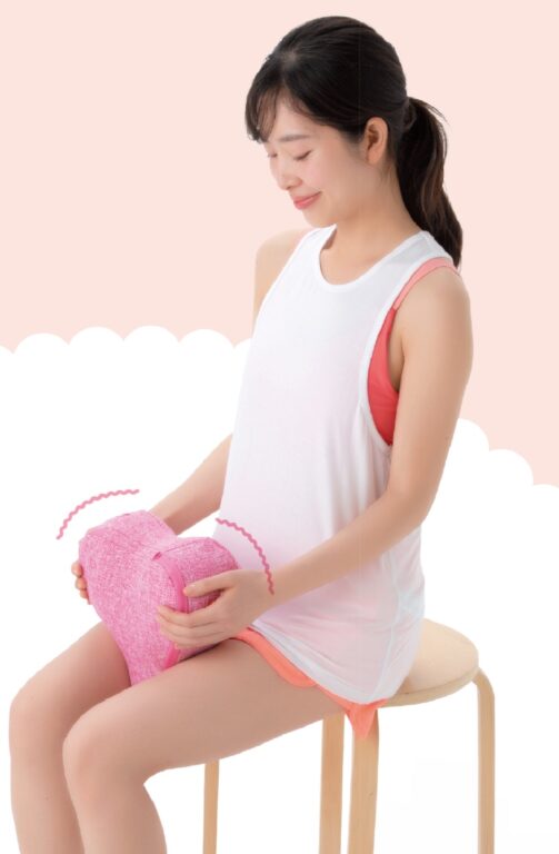 ギュッと挟むだけでOK！ おうちトレに最適な“振動系エクササイズクッション” | ビューティー、ファッション、エンタメ、占い…最新情報を毎日更新 | ananweb