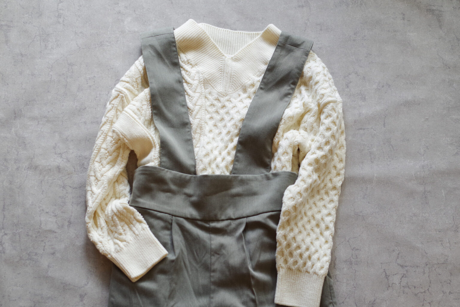 “どこか変なコーデ”の理由は… 自然にやってしまっている「秋のNGコーデ」4つ | ビューティー、ファッション、エンタメ、占い…最新情報を毎日更新 | ananweb