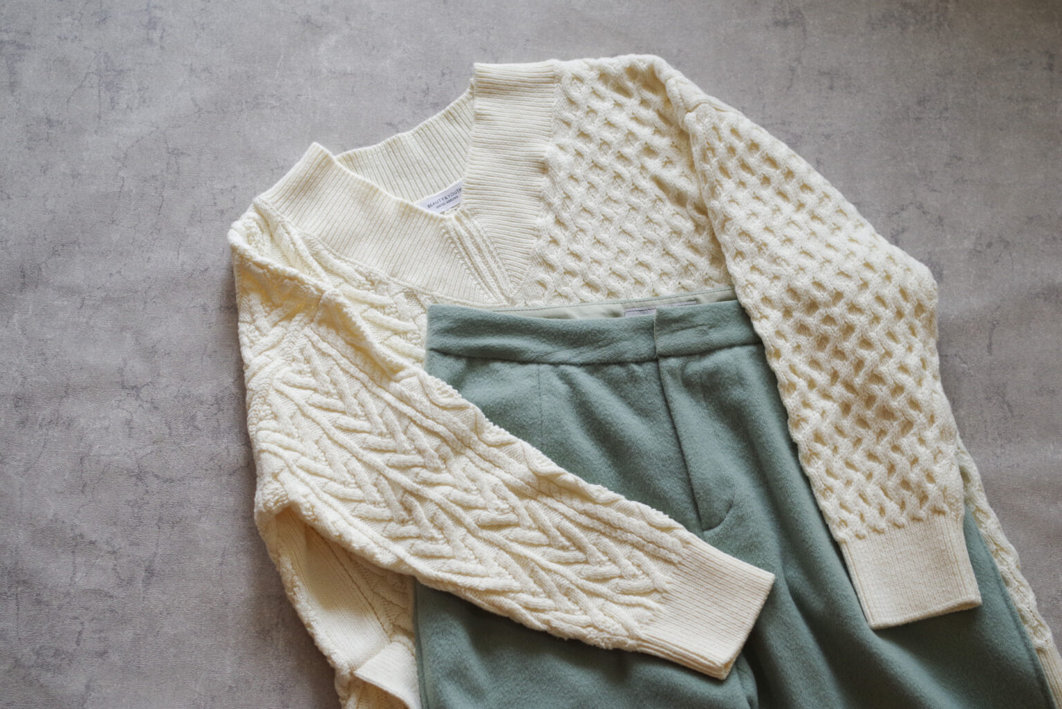 “どこか変なコーデ”の理由は… 自然にやってしまっている「秋のNGコーデ」4つ | ビューティー、ファッション、エンタメ、占い…最新情報を毎日更新 | ananweb