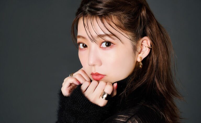 リップモンスターの新色も！ 日向坂46・高本彩花が推す、秋の新作リップ3選 | ビューティー、ファッション、エンタメ、占い…最新情報を毎日更新 | ananweb