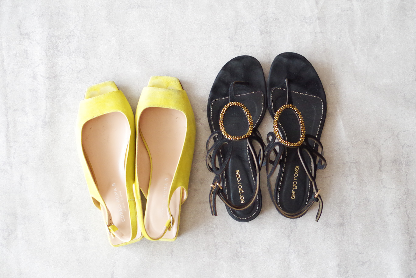 大失敗しました… 梅雨に避けたい「雨の日のNGコーデ」4選 | ビューティー、ファッション、エンタメ、占い…最新情報を毎日更新 | ananweb